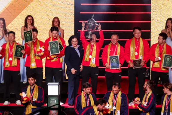 China Defends Thomas Cup Title with Hard-Fought Victory Over France ...